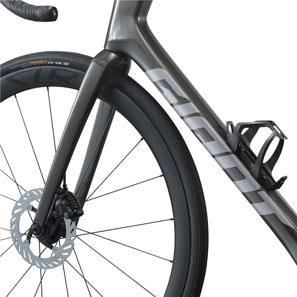 Giant Defy Advanced Pro 2 Road Bike - Stealth Chrome (2026) | Westbrook ...